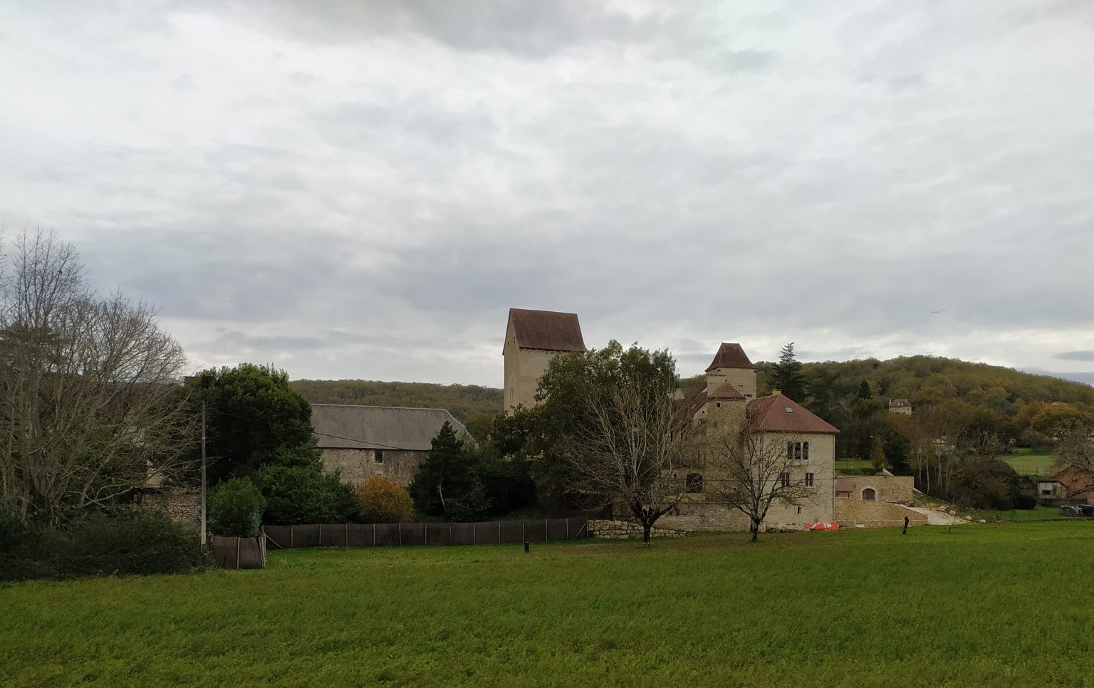 Situation of Saint-Sozy - Au fil de la Dordogne - Gîtes entre Lot ...